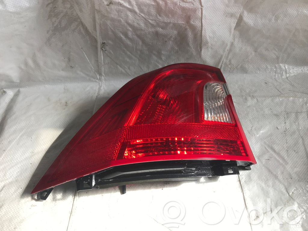 30796267 Volvo S60 Feux arrière / postérieurs, 103,53 € | OVOKO