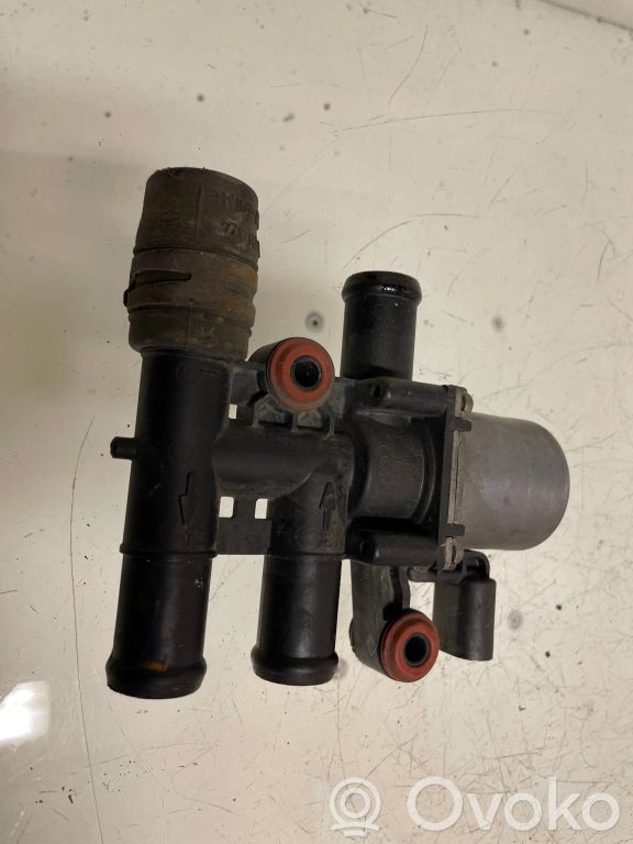 8E0820036 Audi A4 S4 B7 8E 8H Coolant heater control valve, €14.98 | RRR