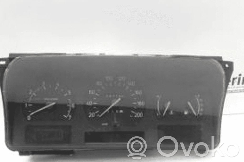 4083176 Saab 9000 CD Speedometer (instrument cluster), €45.65 | RRR