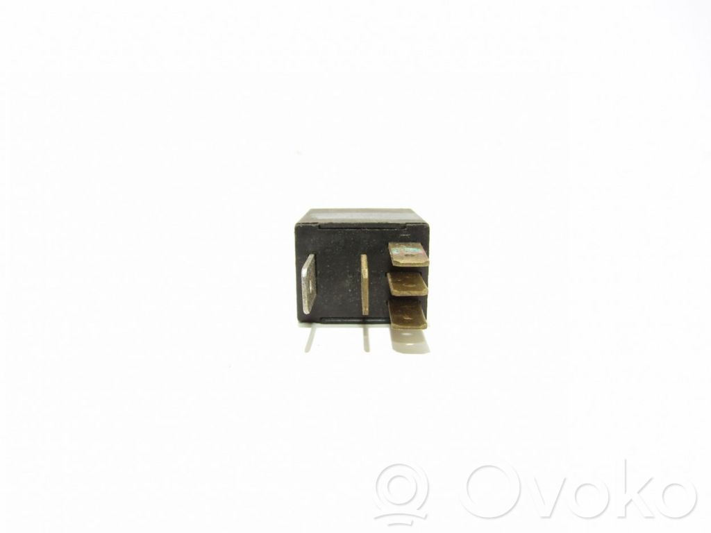 56006846 Jeep Grand Cherokee (WK) Altri relè, 5,00 € | OVOKO