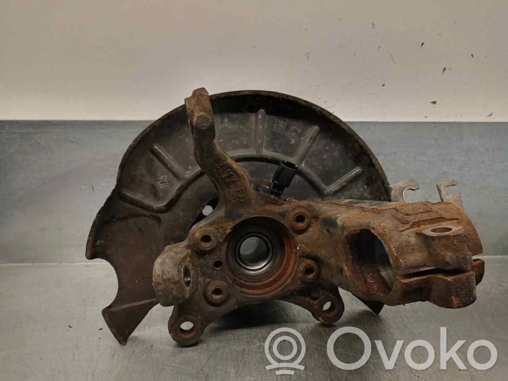 1K0407255AA Volkswagen Caddy Front wheel hub spindle knuckle, €43.31 | RRR