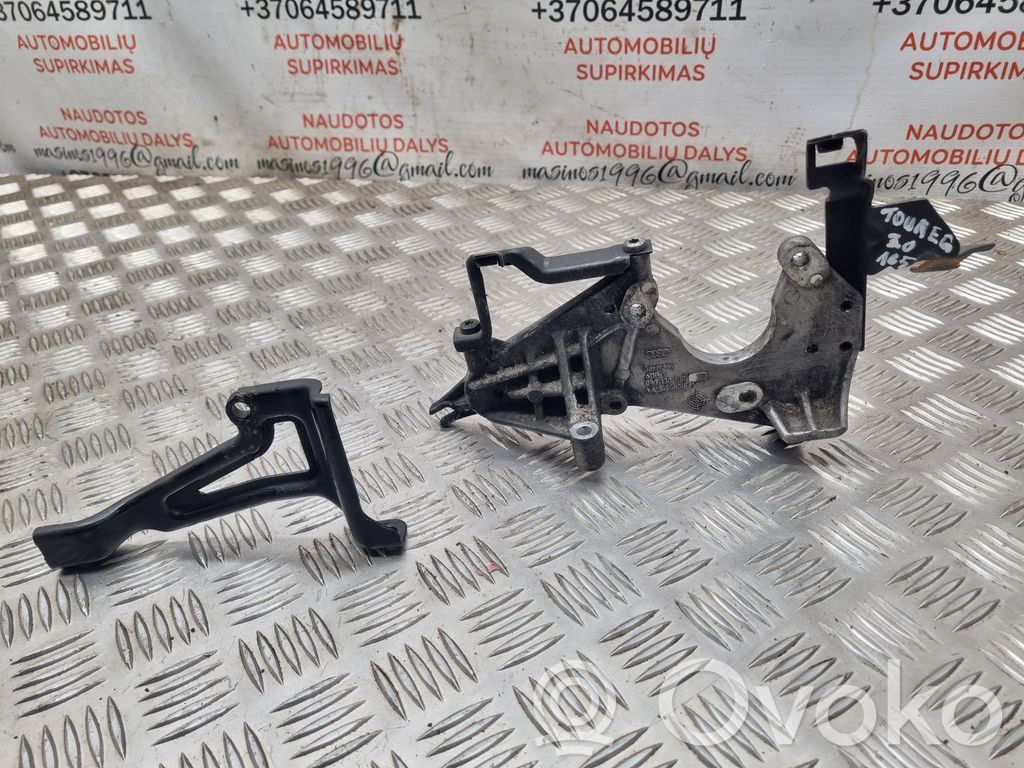 059130147J Volkswagen Touareg I Support pompe injection à carburant ...