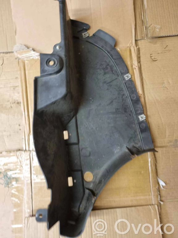 15677210 BMW M3 F80 Dugno apsauga, 30,00 € | RRR