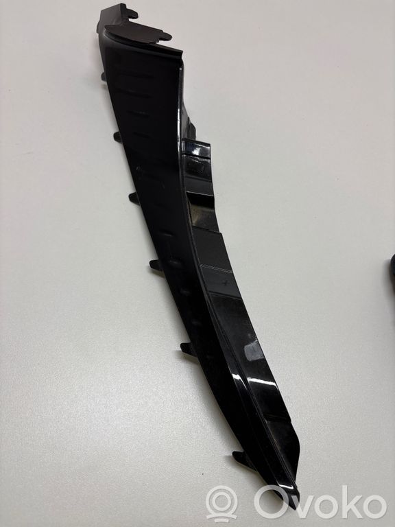 10e807961a Cupra Born Moulure de pare-chocs avant, 30,00 € | OVOKO