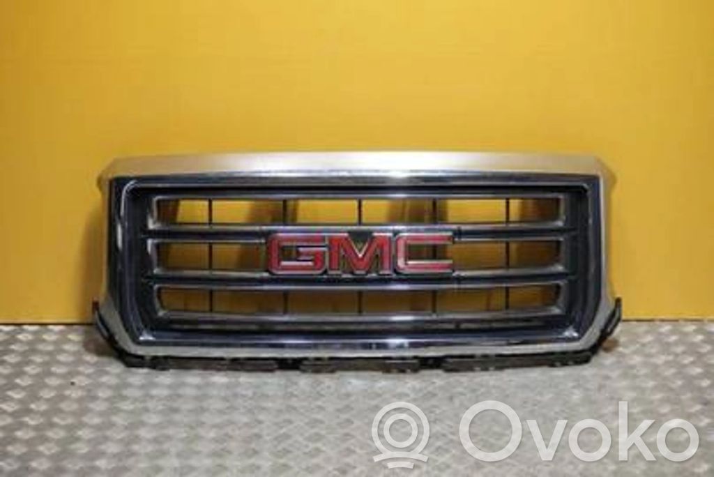 23254463 GMC Sierra 1000 Front bumper upper radiator grill, €388.24 | RRR