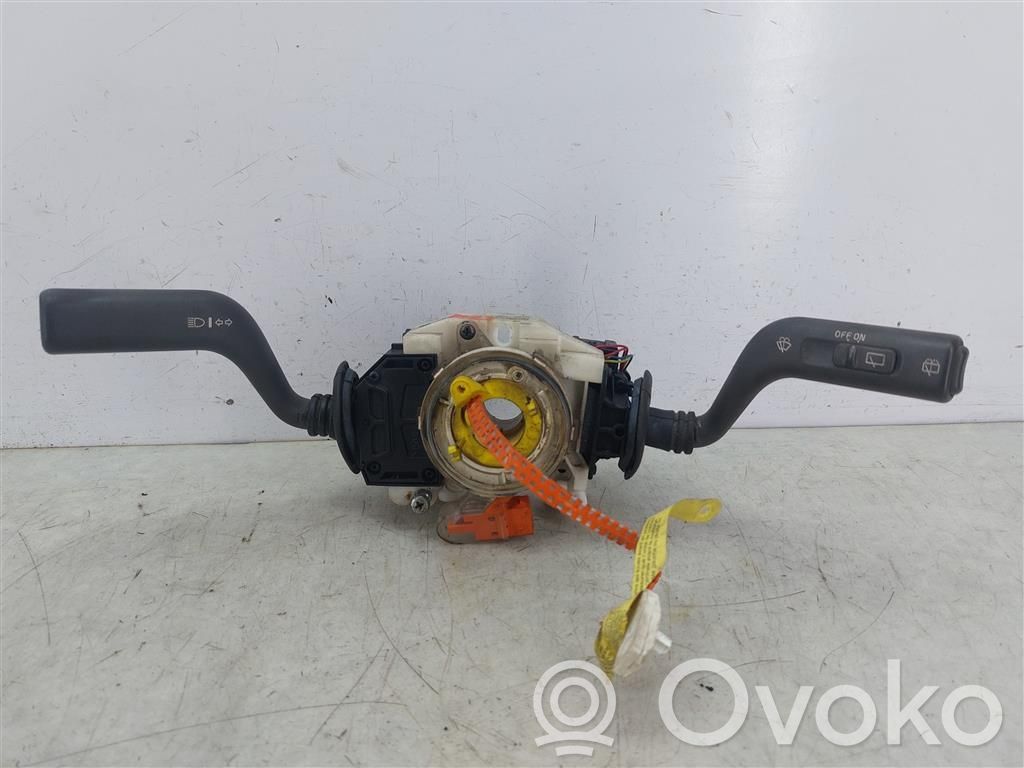 30858496 Volvo V40 Cross country Indicator stalk, €16.24 | RRR