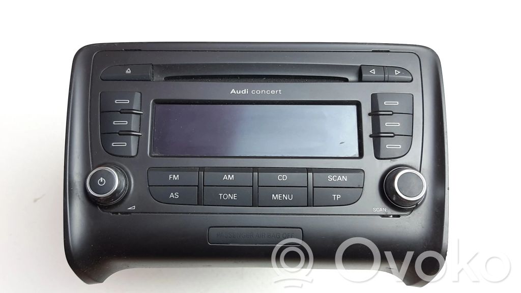 8J0035186J Audi TT TTS Mk2 Radio/CD/DVD/GPS head unit, €39.10 | RRR