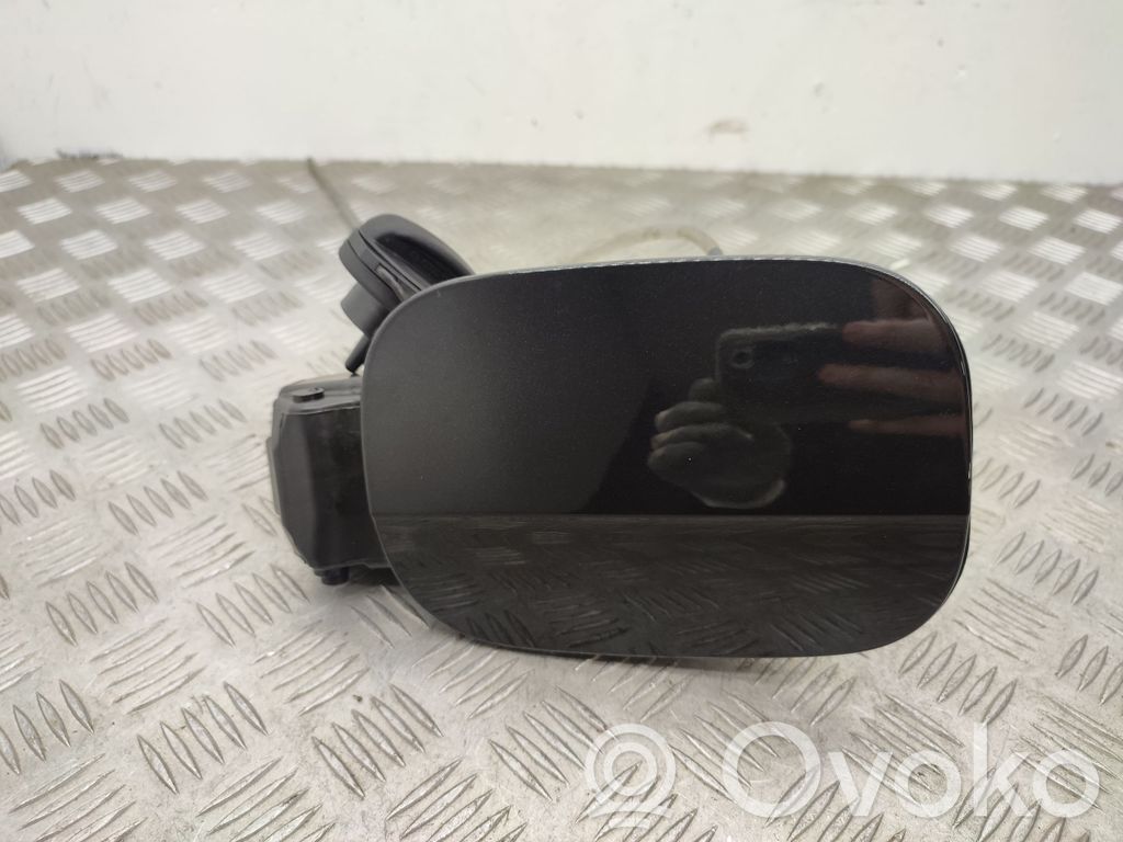 5E0809702B Skoda Octavia Mk3 (5E) Bouchon, volet de trappe de réservoir ...