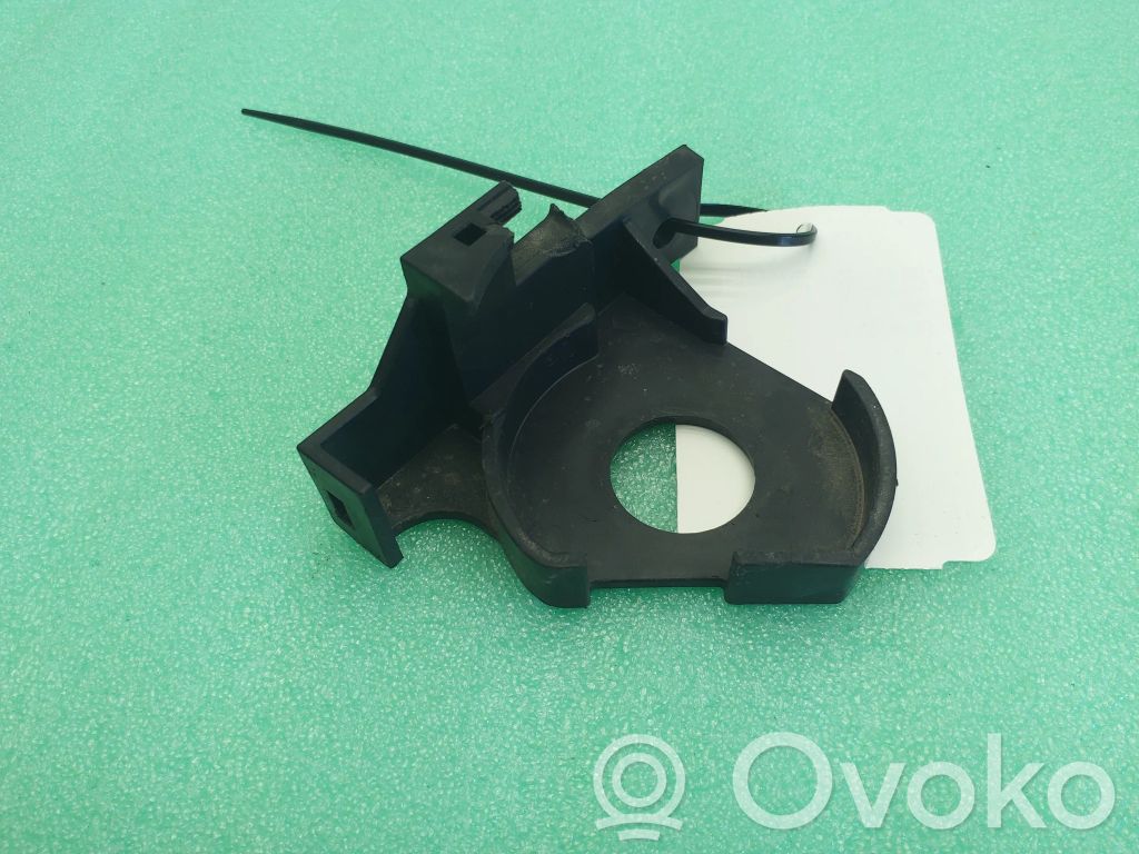 GX738B503CC Jaguar F-Pace Radiator support slam panel bracket, €6.99 | RRR