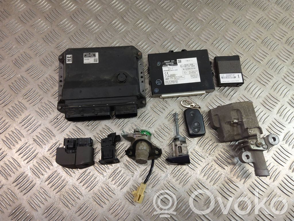 89661-30D00 Lexus GS 300 350 430 450H Engine ECU kit and lock set, €196 ...
