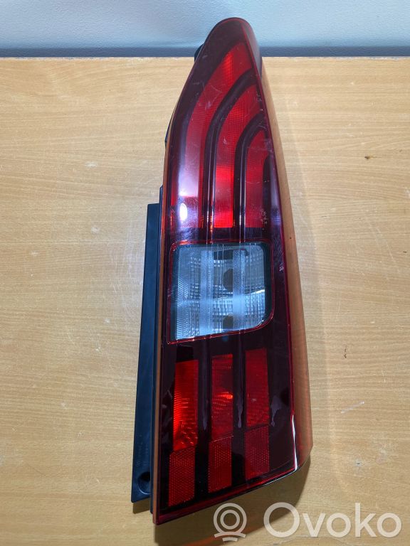 9820555280 Peugeot Rifter Feux arrière / postérieurs, 30,00 € | OVOKO
