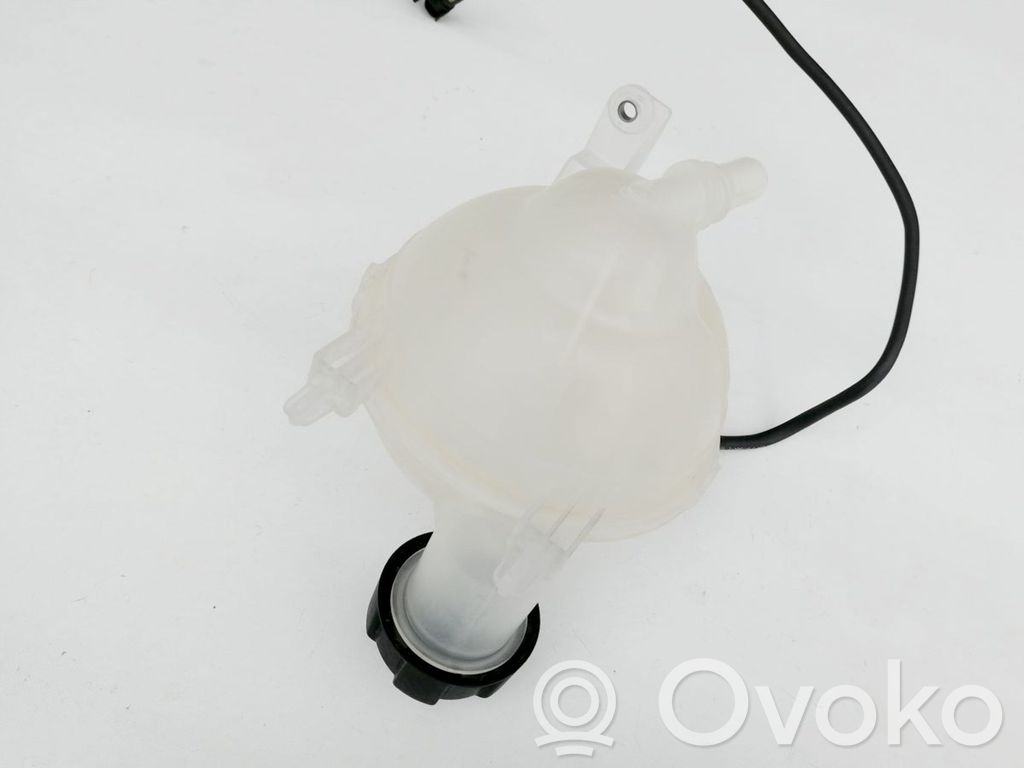 SUR3967 Peugeot 3008 I Vase d'expansion / réservoir de liquide de ...