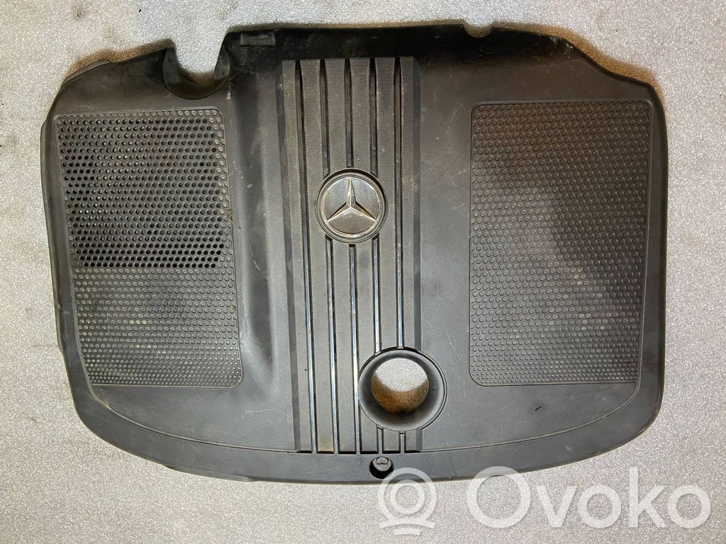 a6510101467 Mercedes-Benz C W204 Engine cover (trim), €33.62 | RRR