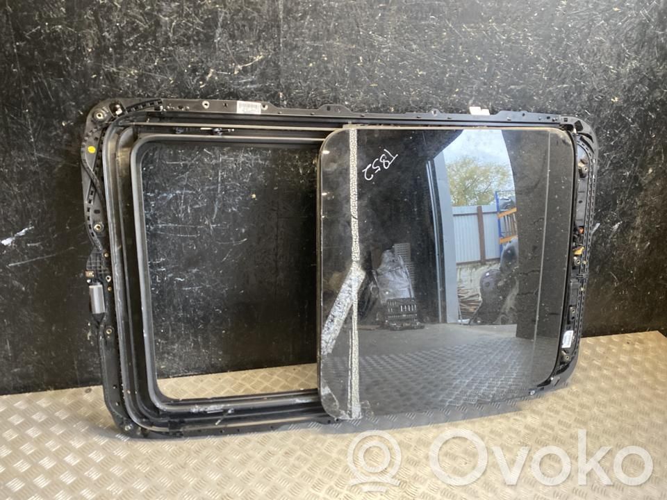3G9877041M Skoda Octavia Mk4 Sunroof set, €1,100.00 | RRR