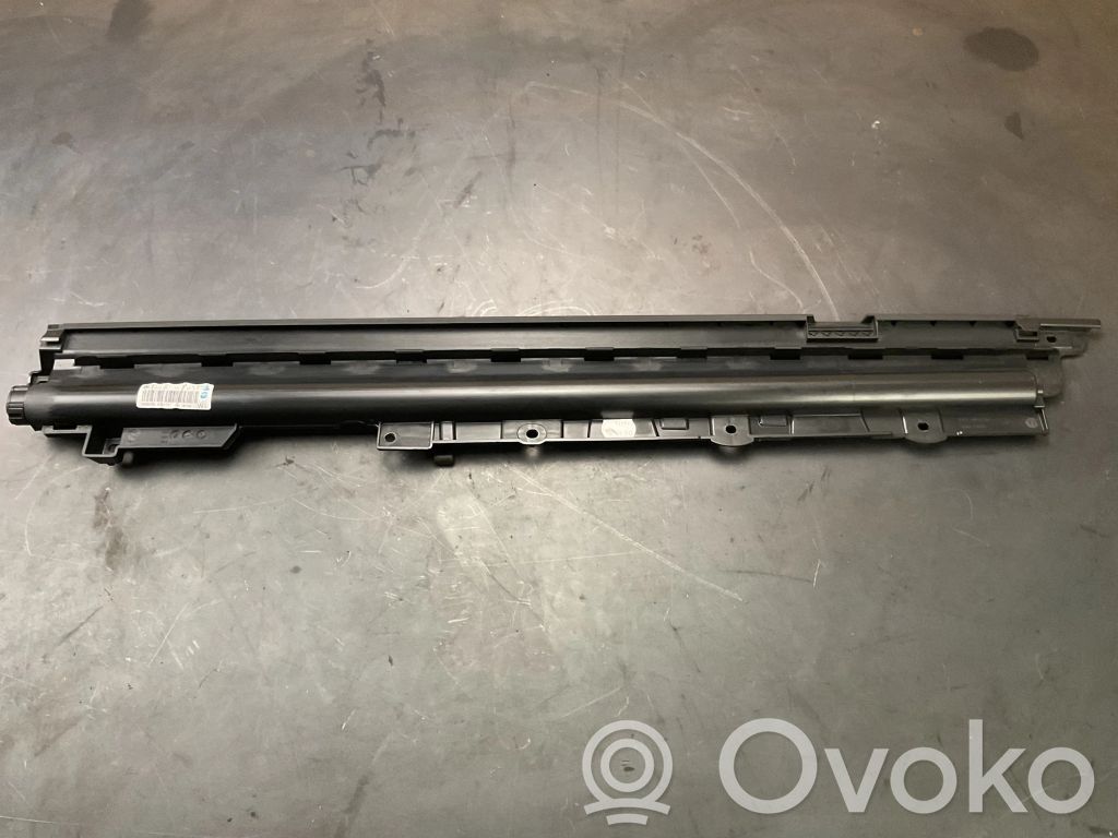 A2128100320 Mercedes-Benz E W212 Rear door window curtain/sunshade, €76 ...