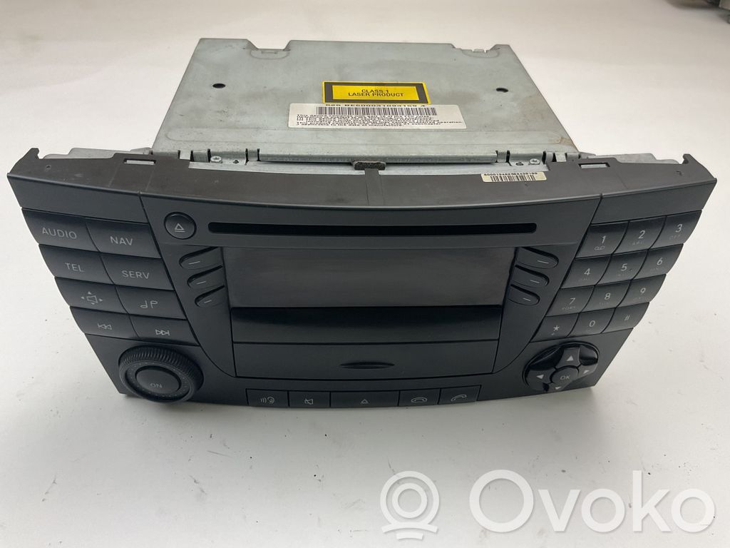 A2118273742 Mercedes-Benz E W211 Radio/CD/DVD/GPS head unit, €40.00 | RRR