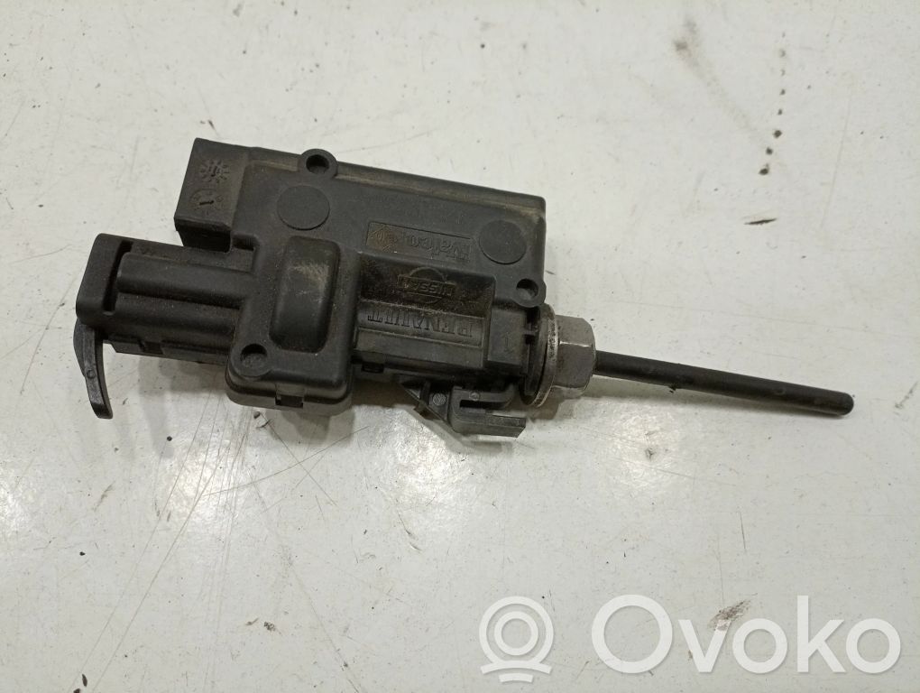 8200305732 Renault Megane IV Bouchon, volet de trappe de réservoir à ...