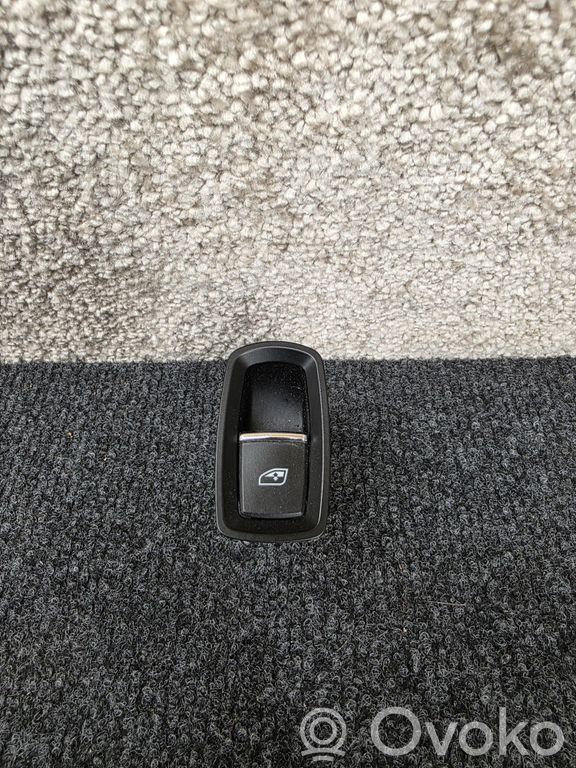 7PP959855C Porsche Cayenne (92A) Electric window control switch, €5.99 ...