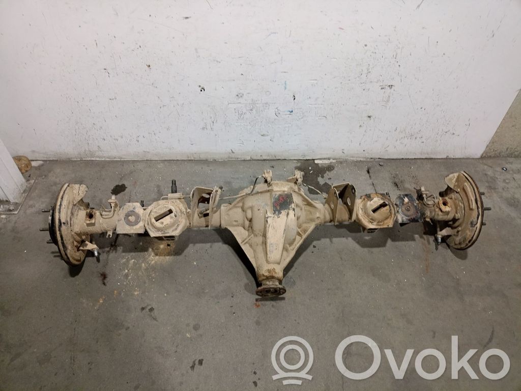 4200008E13 SsangYong Rexton Poutre d'essieu arrière avec réducteur, 757 ...