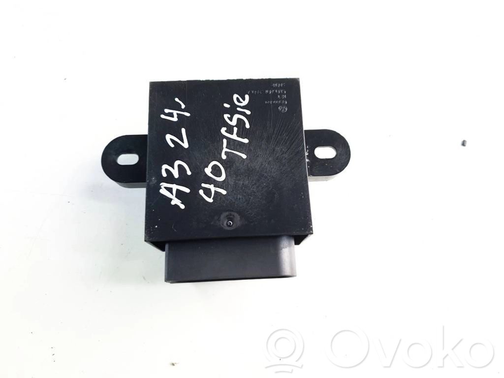 5Q0906093B Audi A3 8Y Fuel injection pump control unit/module, €8.00 | RRR