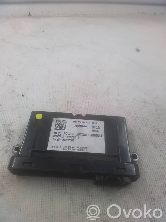 100751100A Tesla Model S Tailgate/trunk control unit/module, €3.98 | RRR