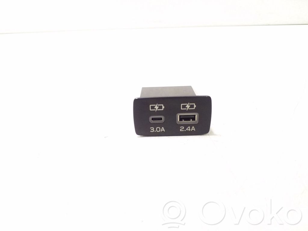 86257AN420 Subaru Impreza VI Connecteur/prise USB, 45,00 € | OVOKO