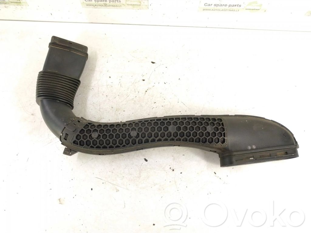 2740901000 Mercedes-Benz C W205 Air intake duct part, €55.18 | RRR