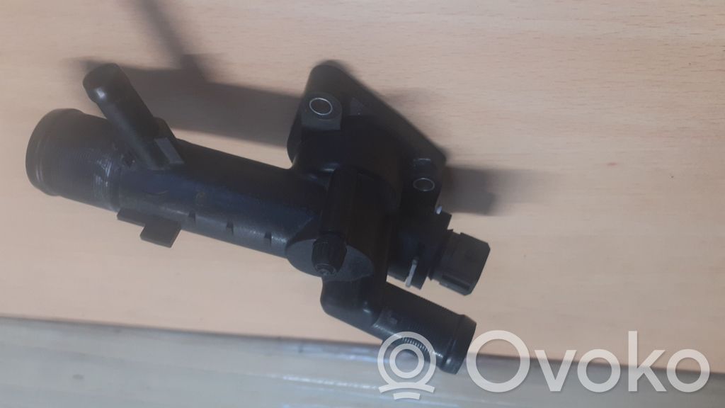 8200954288A Dacia Duster Boîtier de thermostat / thermostat, 12,15 ...