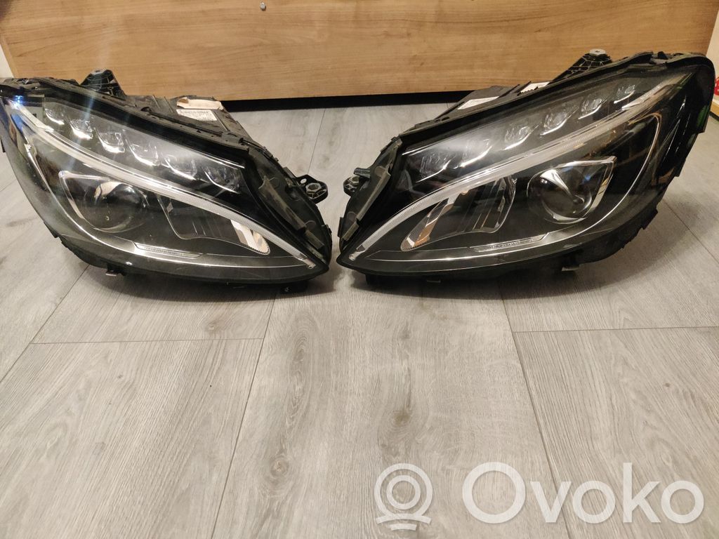 A2059063803 Mercedes-Benz C W205 Lot de 2 lampes frontales / phare, 1 ...