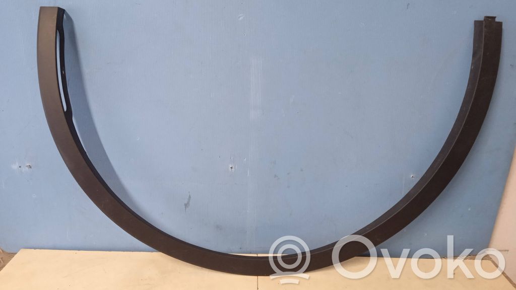 165869200A Tesla Model Y Front arch trim, €55.00 | RRR