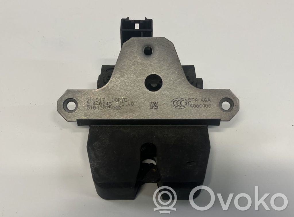 31440245 Volvo V40 Serrure de loquet coffre, 34,20 € | OVOKO