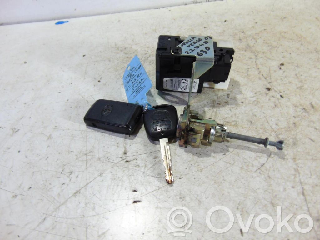 626399-000 Toyota Corolla Verso AR10 Ignition lock, €74.80 | RRR