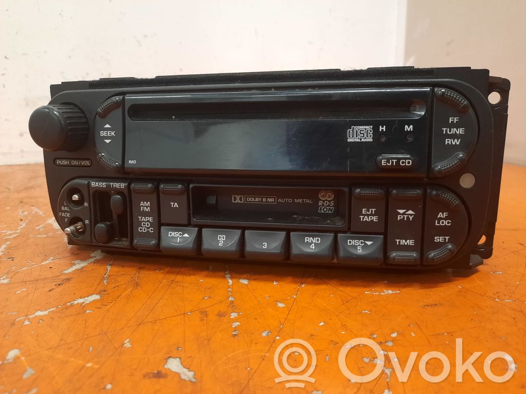 17719D Chevrolet PT Cruiser Unité principale radio / CD / DVD / GPS, 47 ...