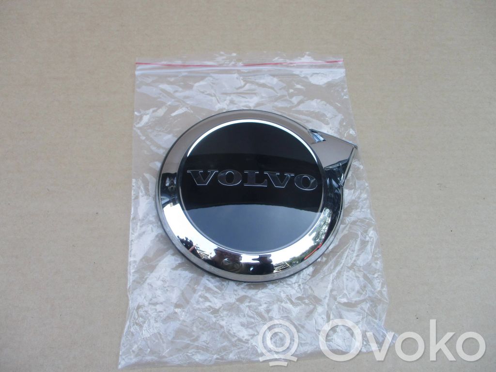 32337963 Volvo S90, V90 Logo, emblème, badge, 164,71 € | OVOKO