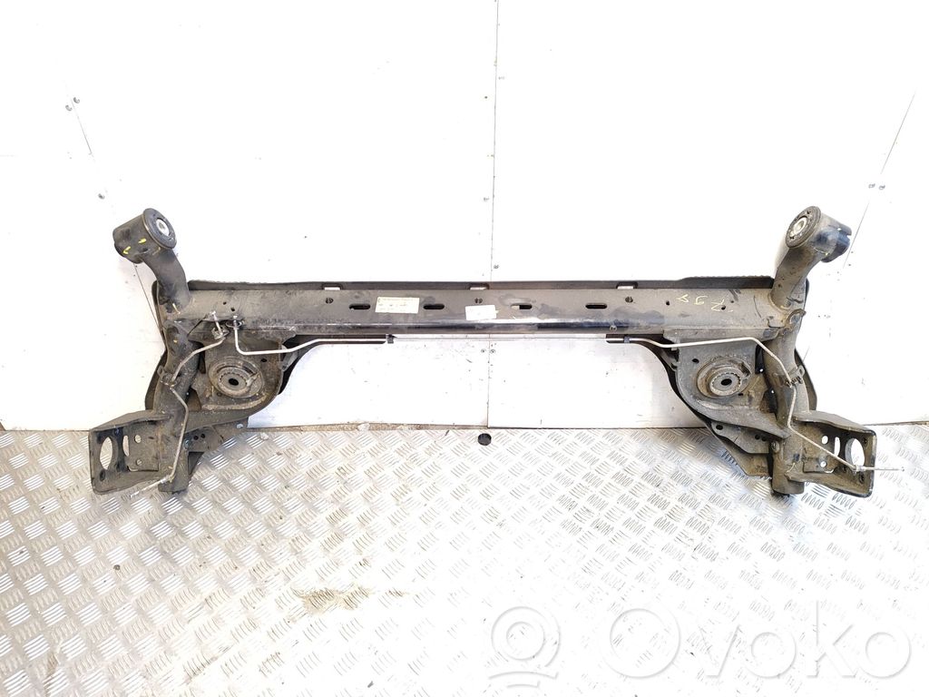 555013360R Dacia Sandero Rear axle beam, €359.99 | RRR