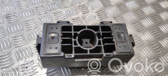 A2046920028 Mercedes-Benz C W205 Jack pad point de levage au Cric, 8,91 ...