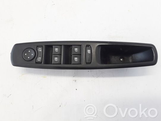 809610016R Renault Megane III Interrupteur commade lève-vitre, 22,08 ...
