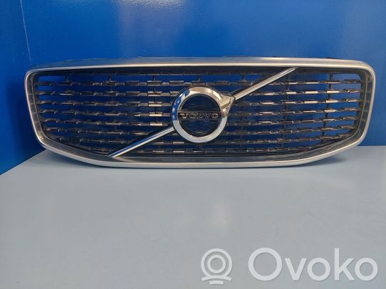 31425534 Volvo XC60 Front bumper upper radiator grill, €148.24 | RRR