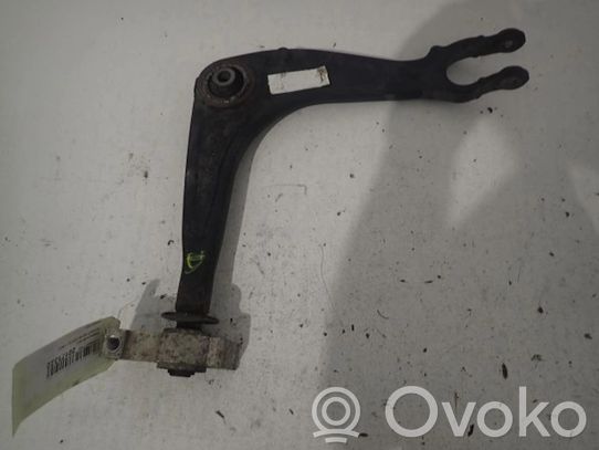 Peugeot 407 Fourchette, bras de suspension inférieur avant, 30,00 € | OVOKO