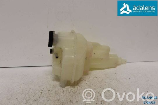 16470-0L121 Toyota Hilux (AN120, AN130) Coolant expansion tank ...