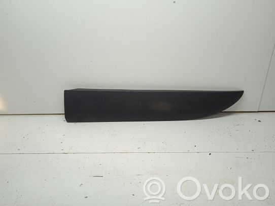 93867925 Renault Trafic III (X82) Moulure de porte avant, 15,00 € | OVOKO