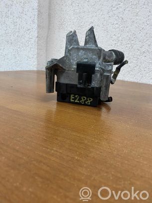 A6111500004 Mercedes-Benz E W210 Pompe de circulation d'eau, 26,00 ...