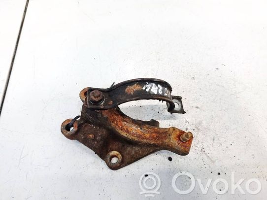 Ford Fiesta Engine mounting bracket, €17.58 | RRR