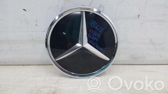 A2078880011 Mercedes-Benz E C207 W207 Logo, emblème, badge, 253,84 ...