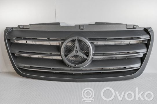 A9108852600 Mercedes-Benz Sprinter W907 W910 Front grill, €145.20 | RRR