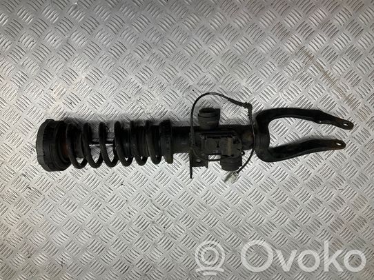 6796857 BMW 5 F10 F11 Amortisseur avant avec ressort, 65,00 € | OVOKO