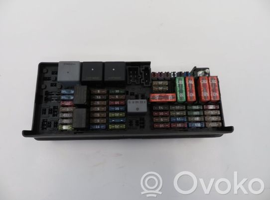 1645402372 Mercedes-Benz ML W164 Boîte à fusibles, 22,80 € | OVOKO