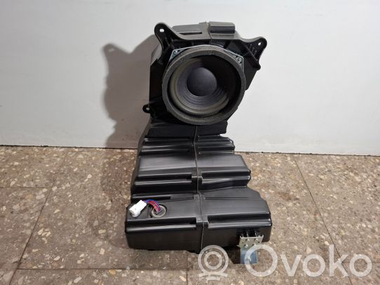 861600E180 Lexus RX III Enceinte subwoofer, 89,00 € | OVOKO
