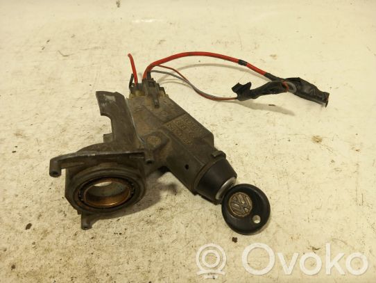 357905851 Volkswagen Golf III Verrouillage de commutateur d'allumage, 5 ...