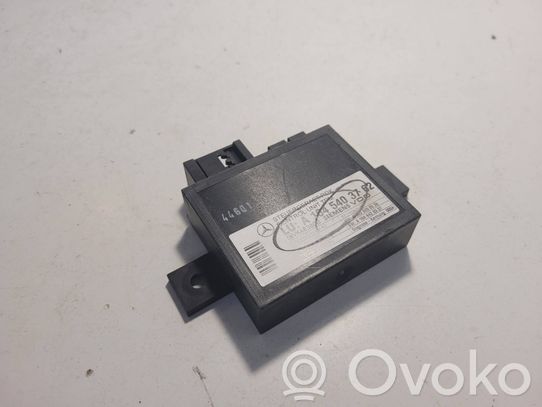 A0038200526 Mercedes-Benz GL X164 Module de pression des pneus, 14,41 ...